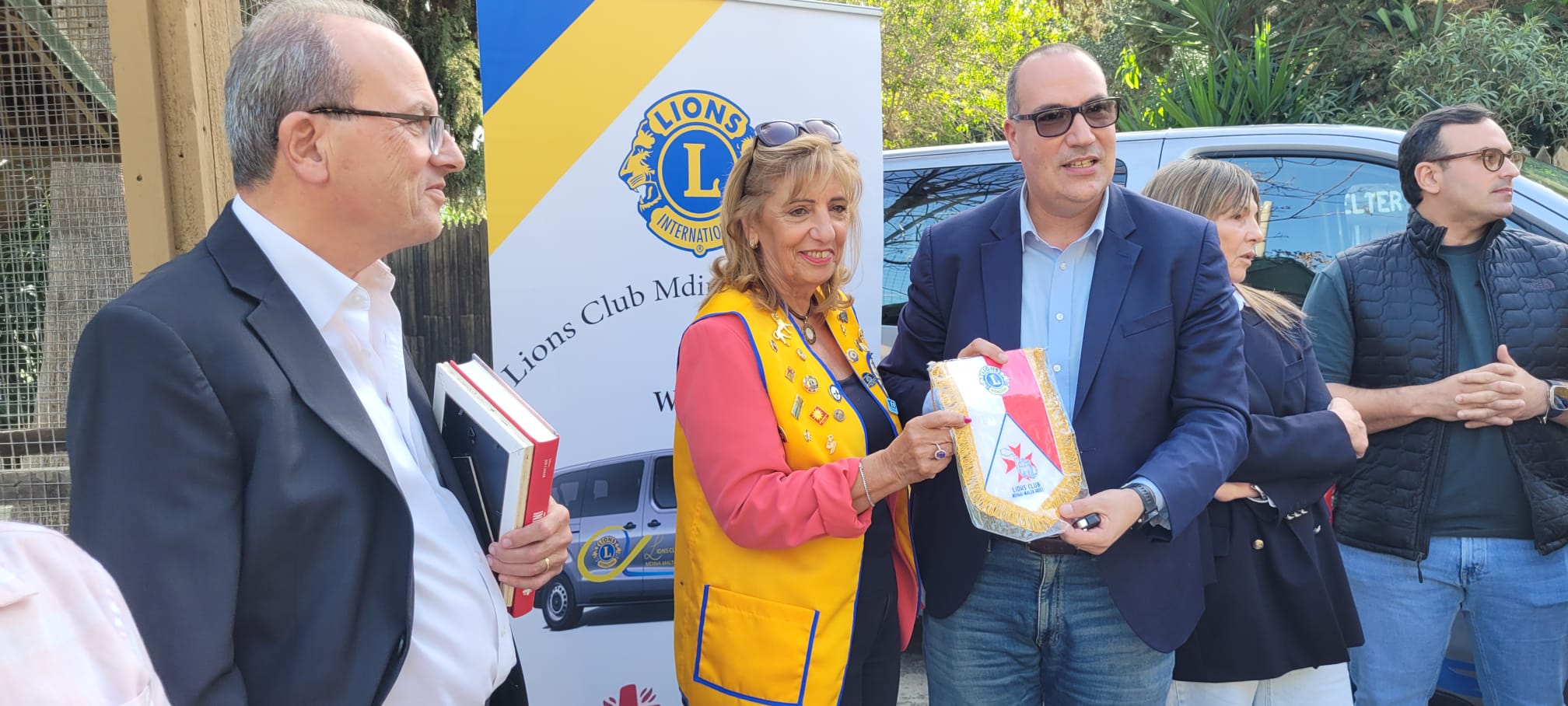 Caritas Malta receives electric van donation from Lions Club