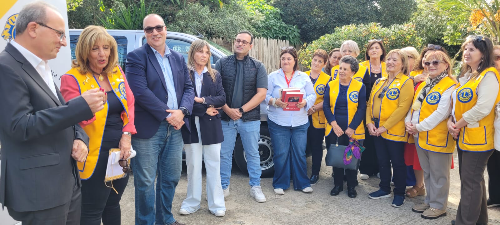 Caritas Malta receives electric van donation from Lions Club