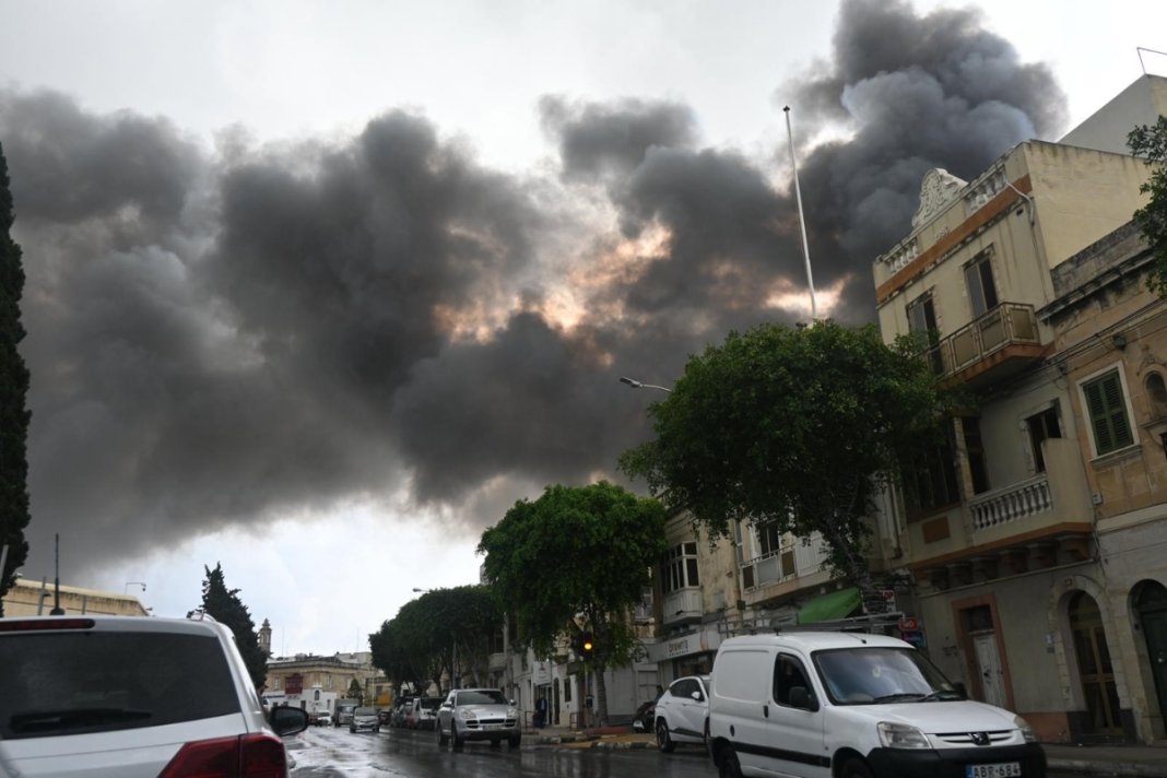 Fire erupts at scrapyard near Addolorata Cemetery in Marsa