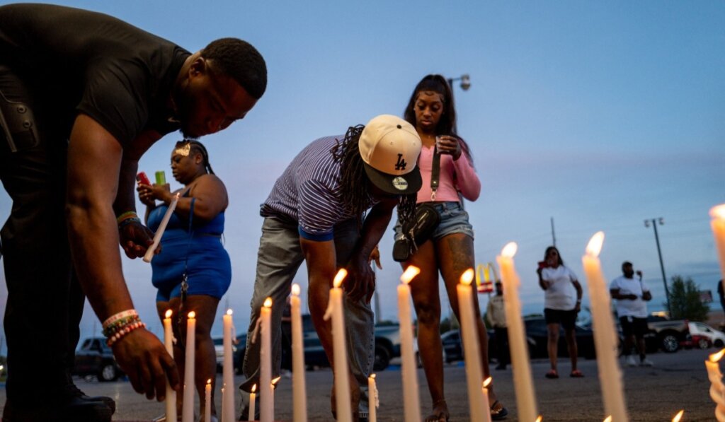 Father kills eight children in Louisiana shooting before being shot dead