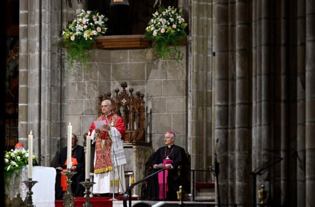 “Komplu wasslu l-Aħbar it-Tajba”: Il-Papa mal-isqfijiet f'Barċellona ...